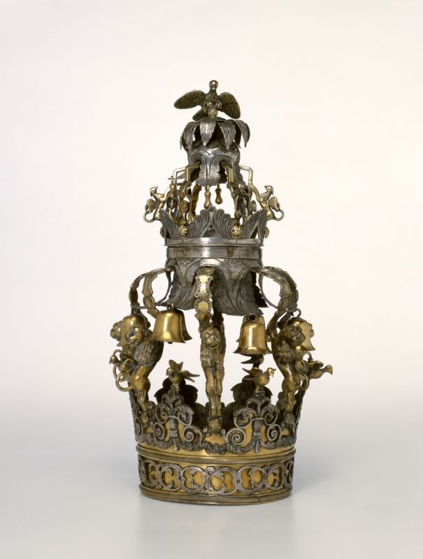 Torah crown with eagle, griffins and lions | The Israel Museum, Jerusalem