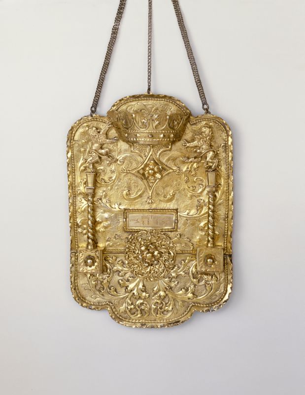 Torah shield decorated with crown, lions and twisted columns | The ...