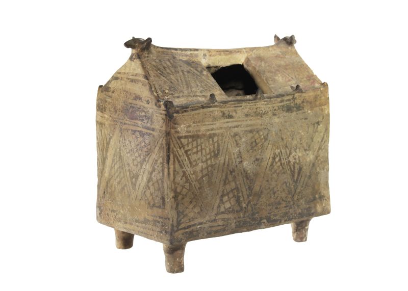 Hut-shaped cinerary urn with animal-head “roof” decorations | The ...