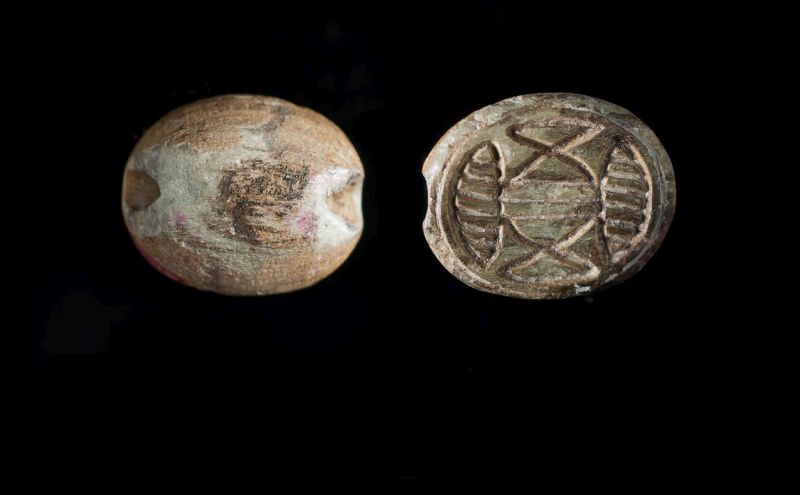 Ovoid depicting a geometric design of lozenge-shaped elements | The ...