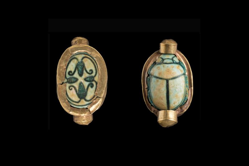 Scarab decorated with an elaborate cross-pattern of floral motifs | The ...