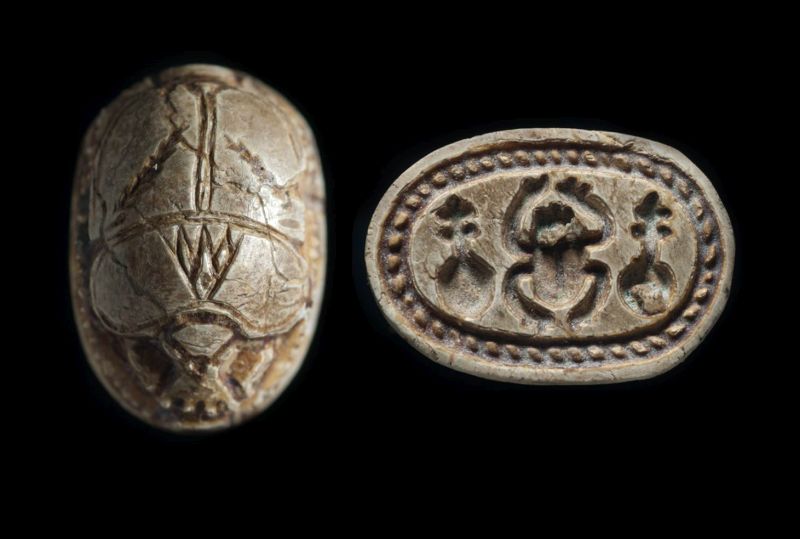 Scarab depicting two "nefer" signs flanking a scarab | The Israel ...
