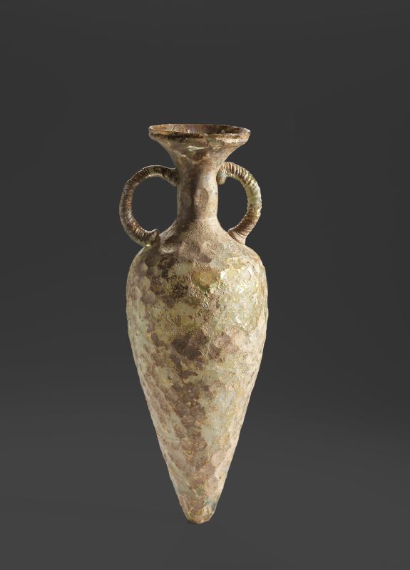 Amphora decorated with hexagonal facets | The Israel Museum, Jerusalem