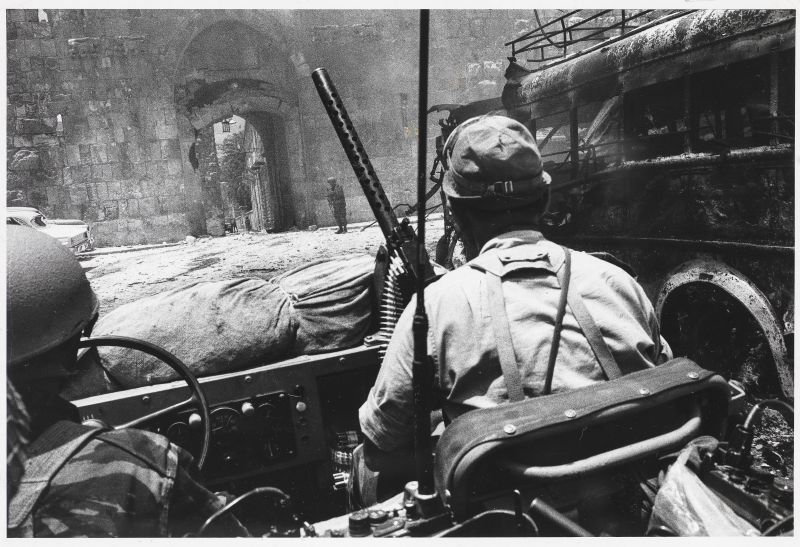 The Six-Day War, June 1967 / On the way to Lion's Gate, Jerusalem | The ...